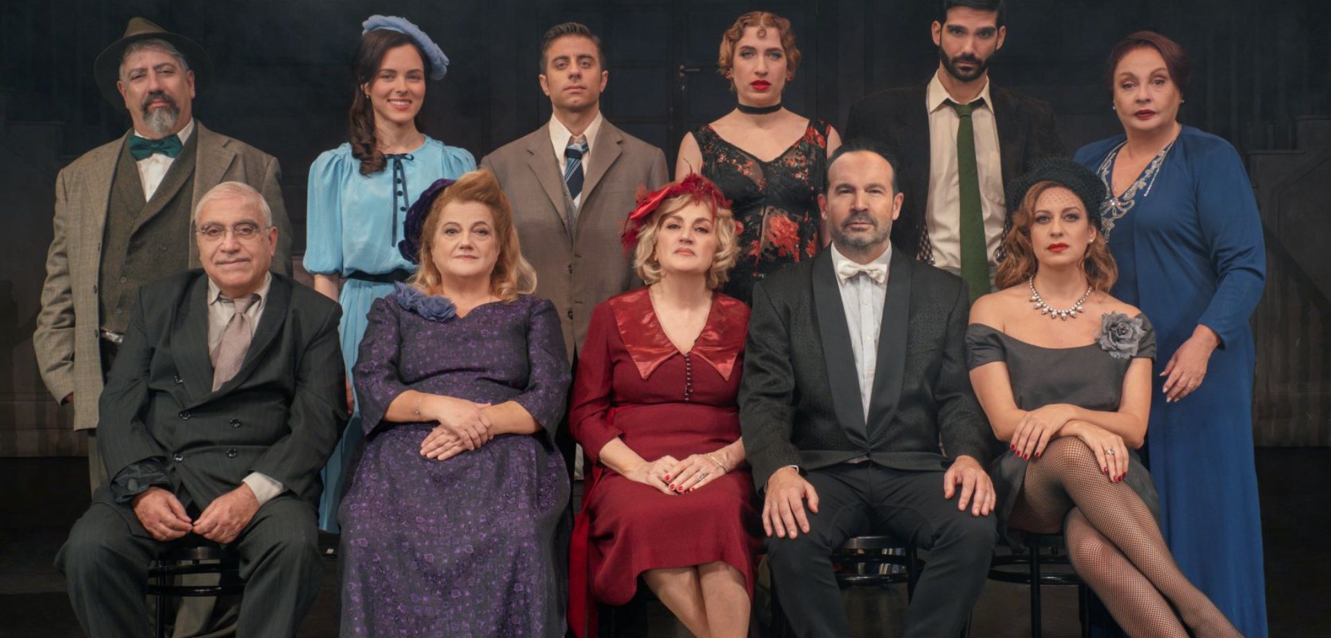 «Το Έκτο Πάτωμα» αναβιώνει στο θέατρο Ακροπόλ σε σκηνοθεσία Γιώργου ...