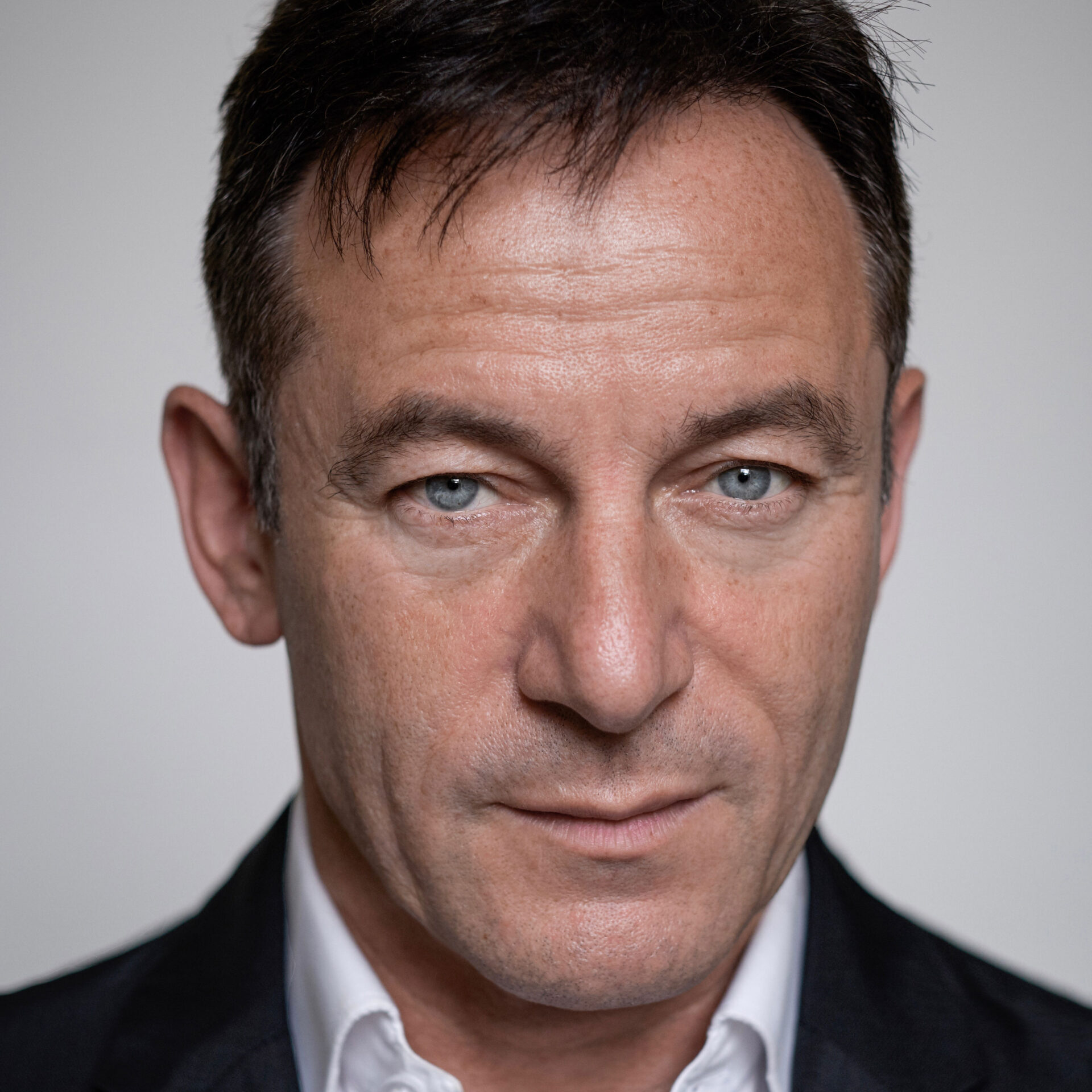 Οι Willem Dafoe, Jason Isaacs, Brían F. O’Byrne διαβάζουν τον «Εχθρό ...
